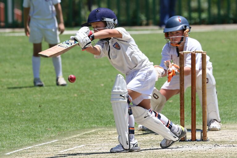 How to Become a Cricketer - A Guide to Start a Career in Cricket